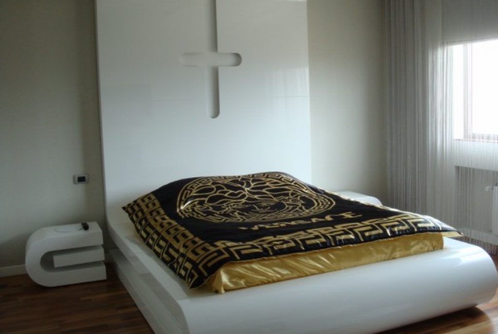 IBRAHIM GULER – Analytics Bespoke Furniture